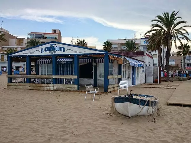 beach bar