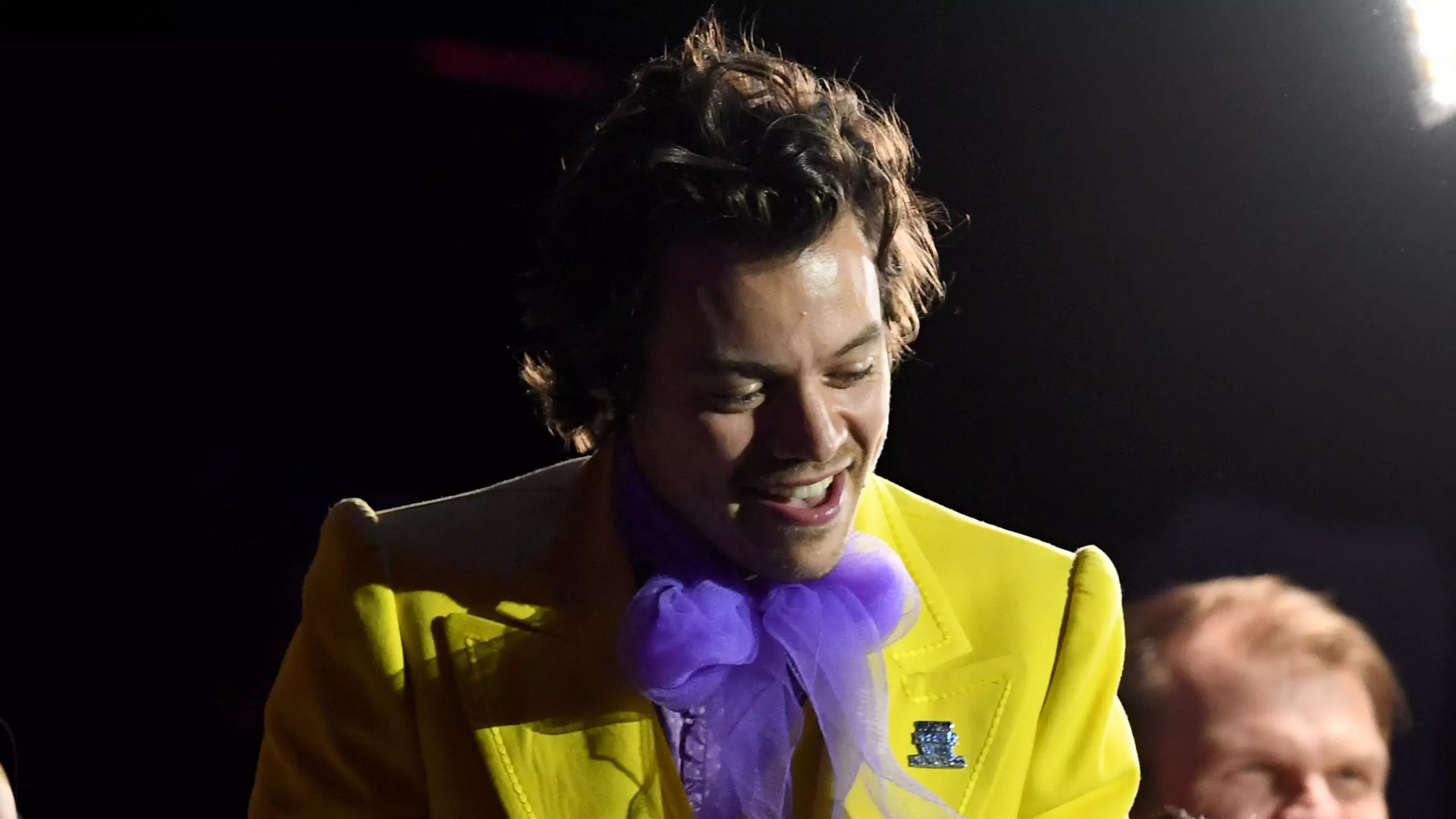 Harry Styles mai külseje a bizonyíték arra, hogy ő a jelen és a jövő legjobban öltözött millenniuma