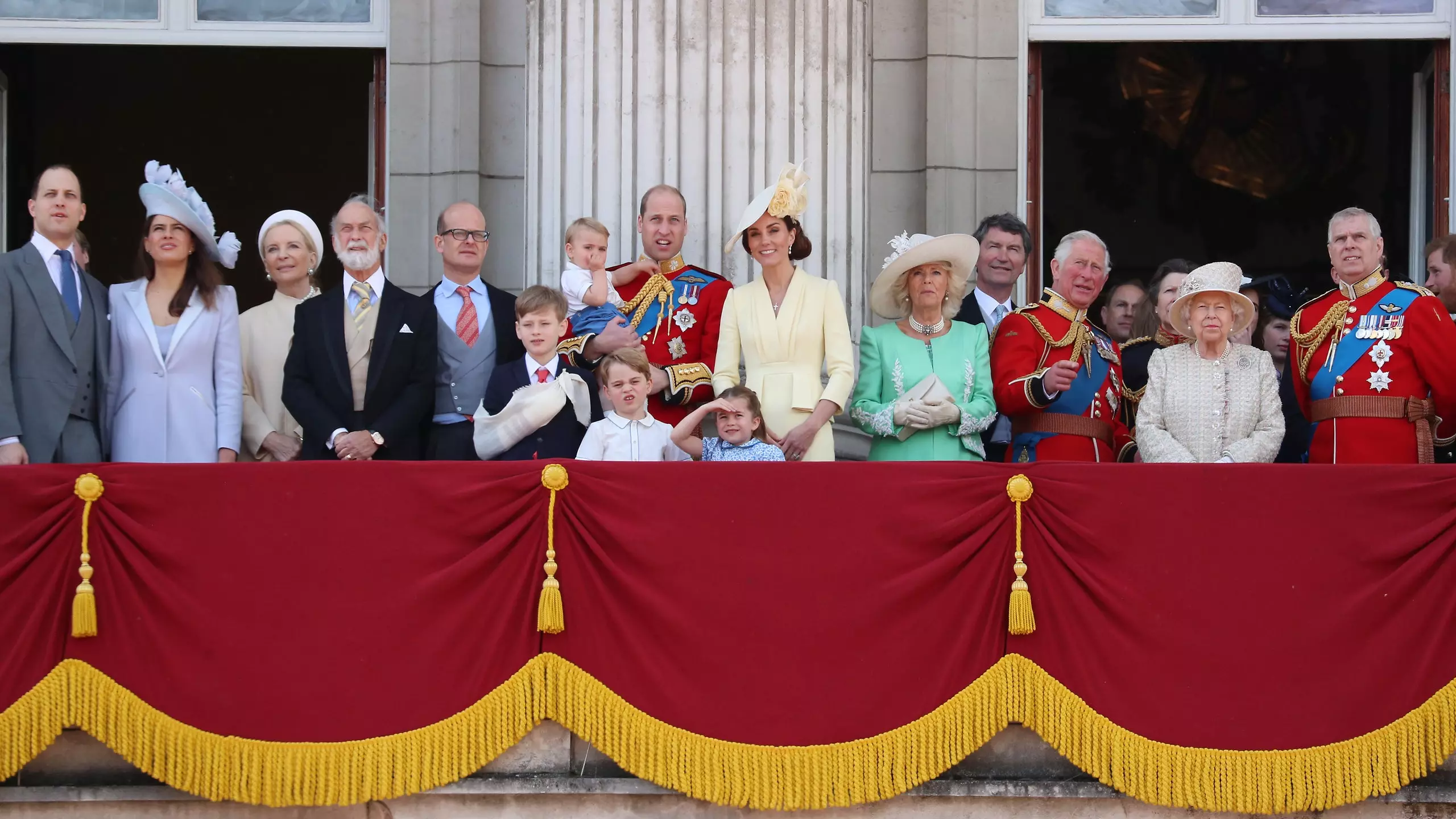 famille royale britannique combien d'argent avez-vous