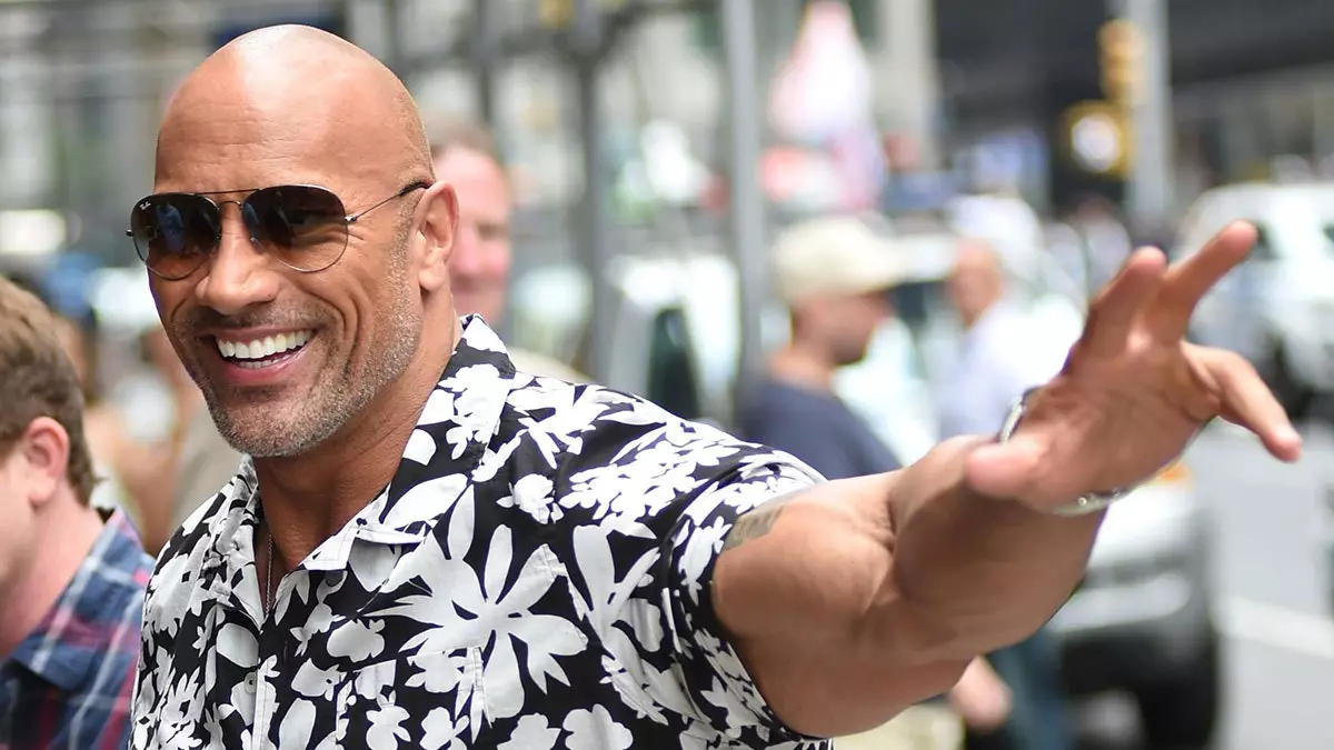 Áo sơ mi Hawaii của Dwayne Johnson