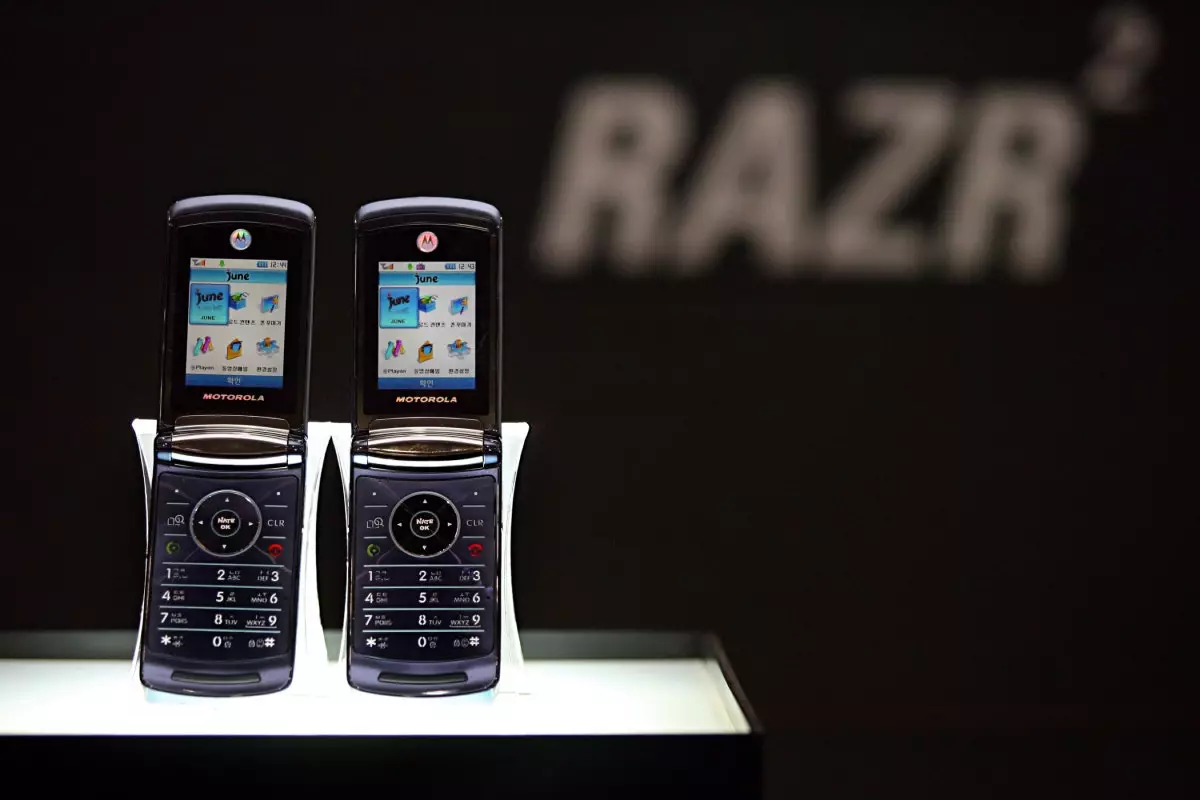 Motorola RAZR