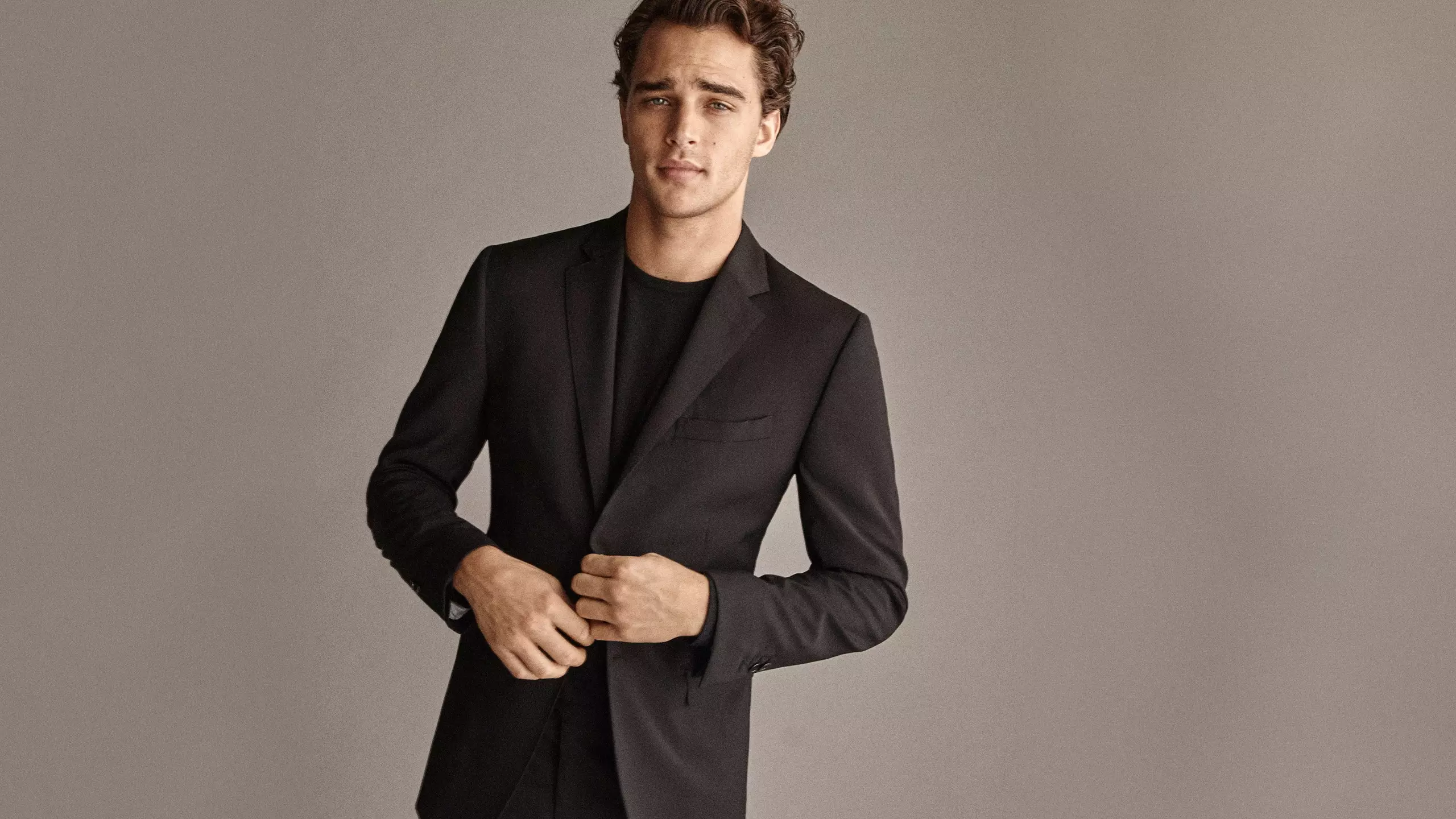 Massimo Dutti black suit