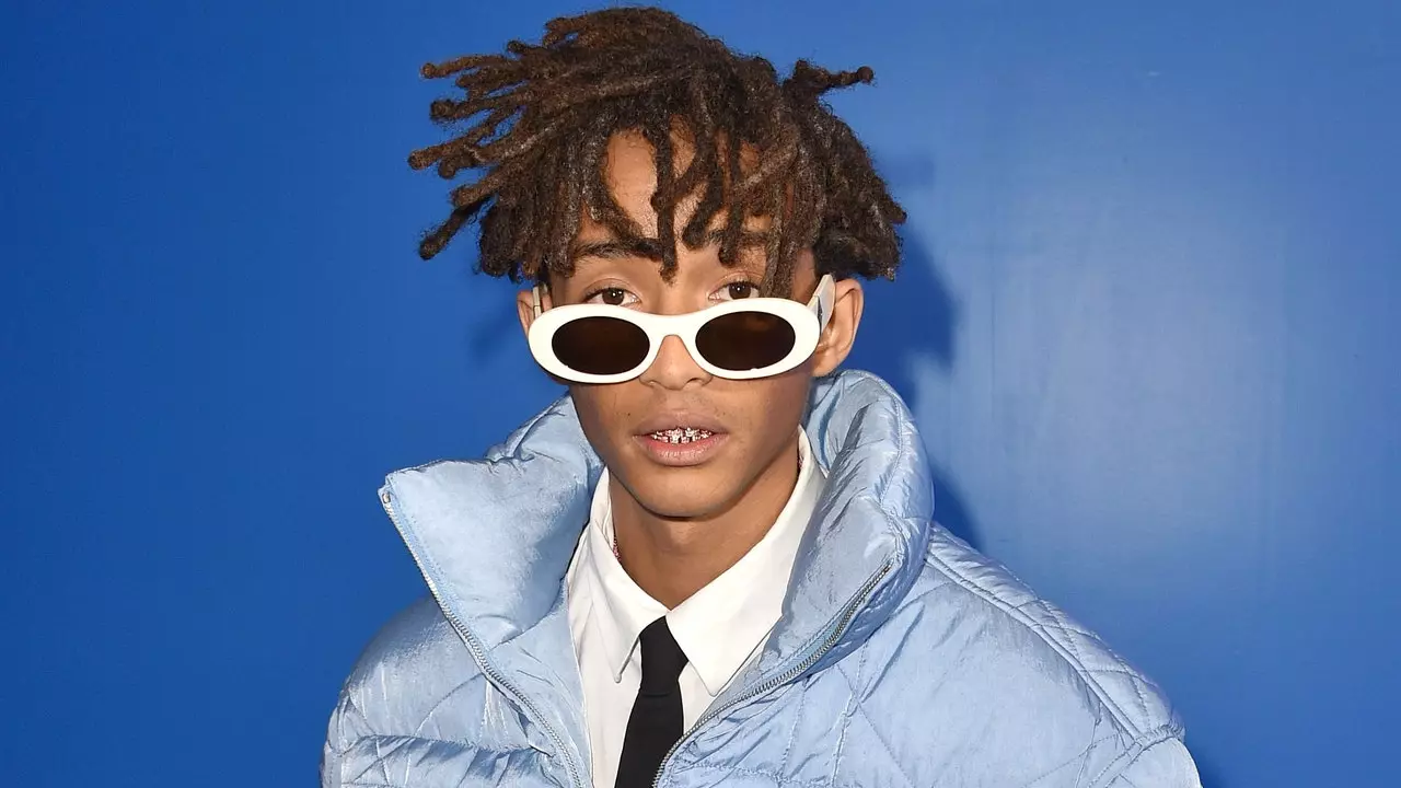 Jaden Smith yana da tabarau da Kurt Cobain zai saka a cikin 2022, kuma mun san daga inda suka fito da farashin su.