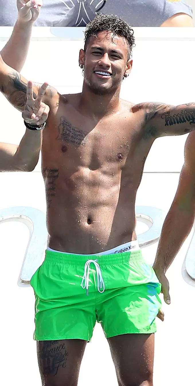 neymar fasaxa st tropez