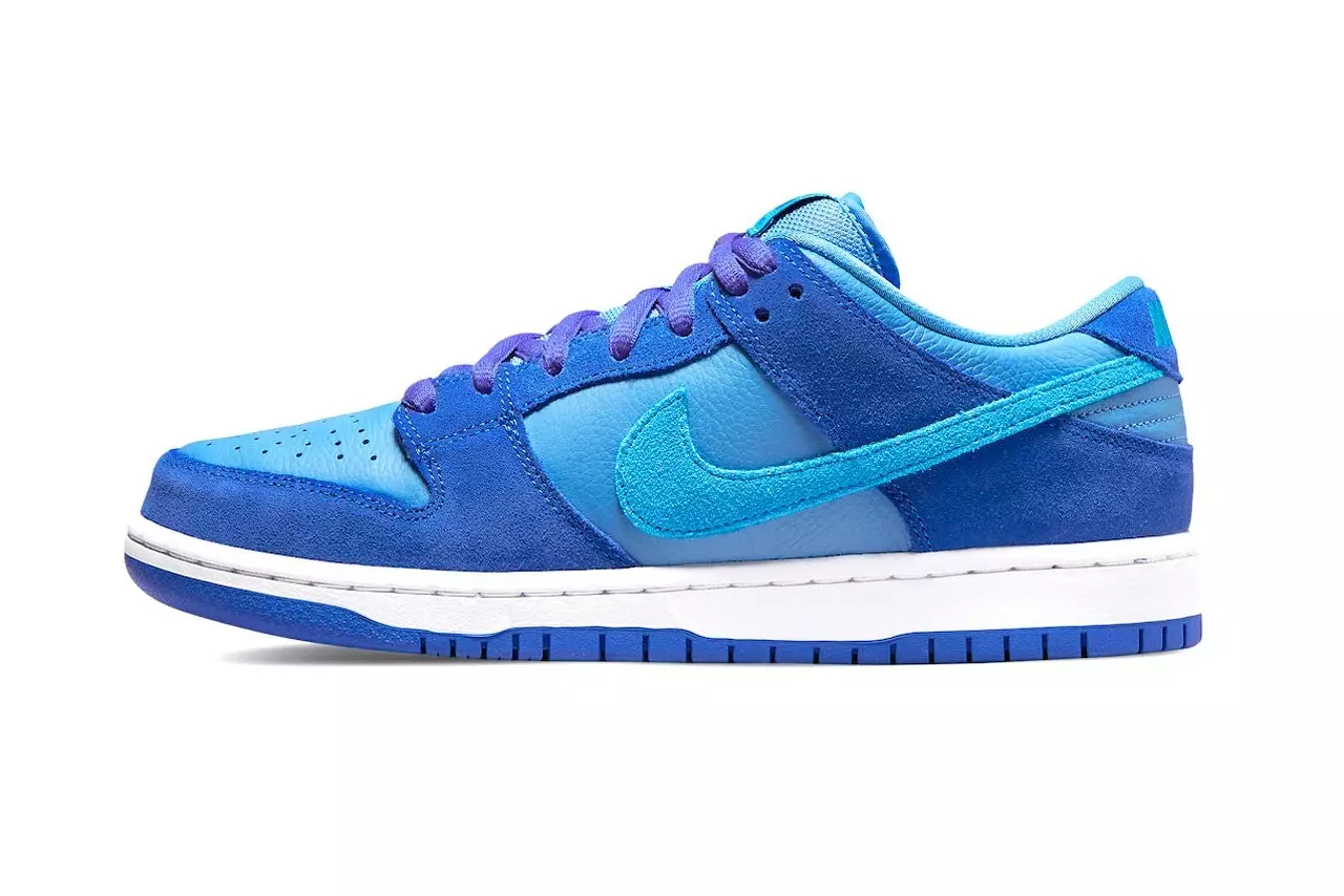 Nike SB Dunk Low Blue Raspberry ພິສູດວ່າບໍ່ເຄີຍມີສີຟ້າຫຼາຍເກີນໄປ