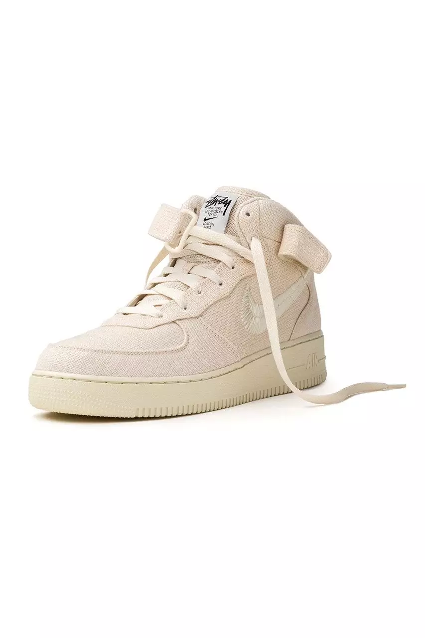 Nike Air Force 1 ka Stüssy e se e ntse e e-na le letsatsi la ho lokolloa e le hore u ka fumana lehakoe lena la liaparo tsa seterateng