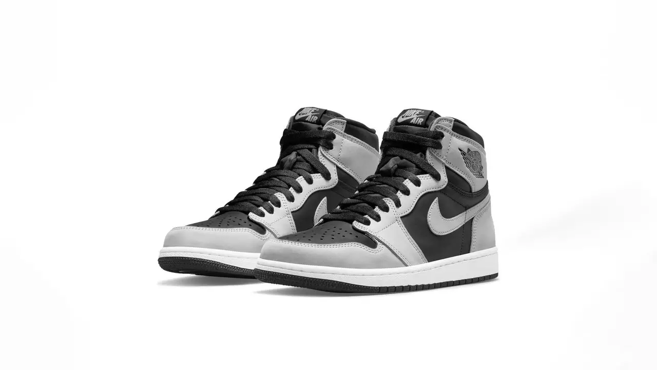 Prie jūsų juodų džinsų geriausiai derantys Air Jordan 1 yra batai, kuriuos mylėsite visą likusį gyvenimą