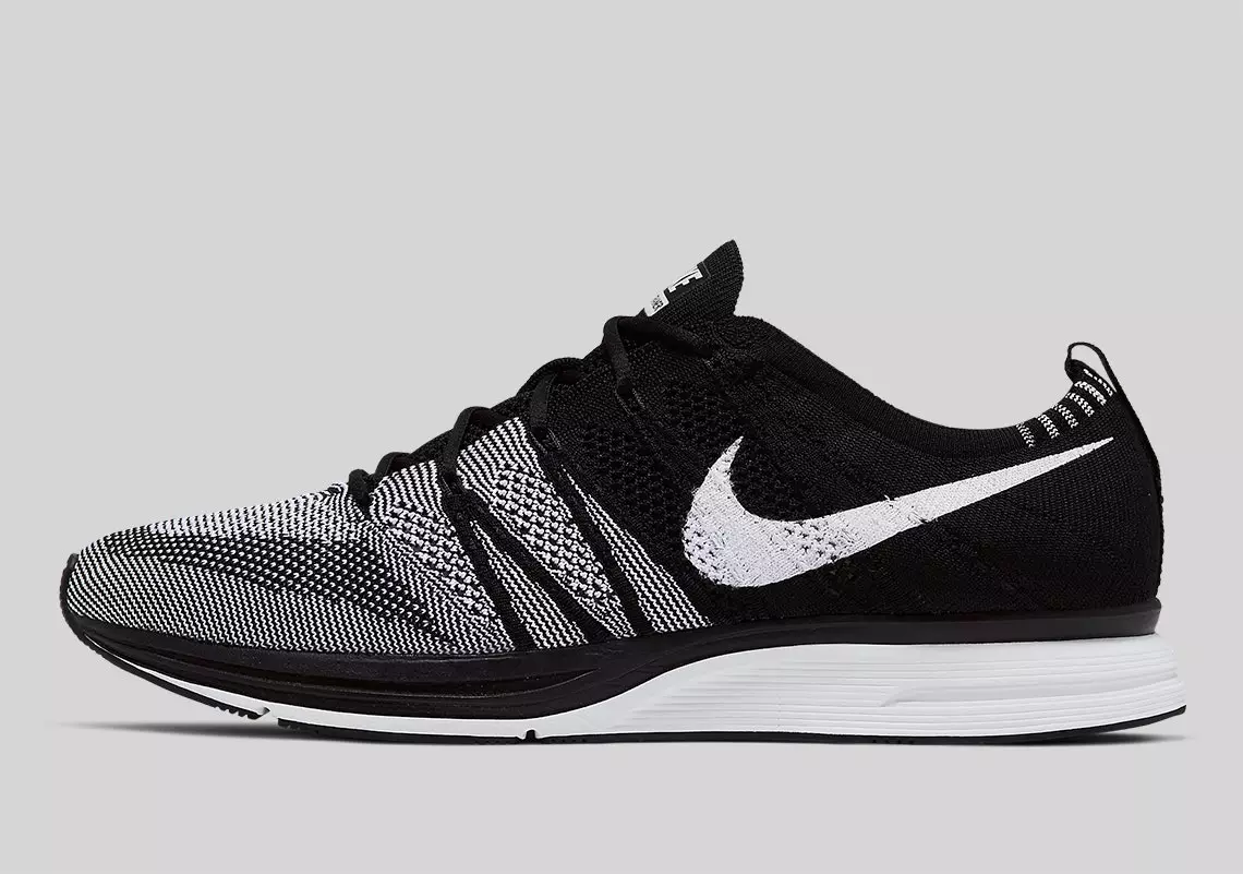 Nike Flyknit Trainer Oreo