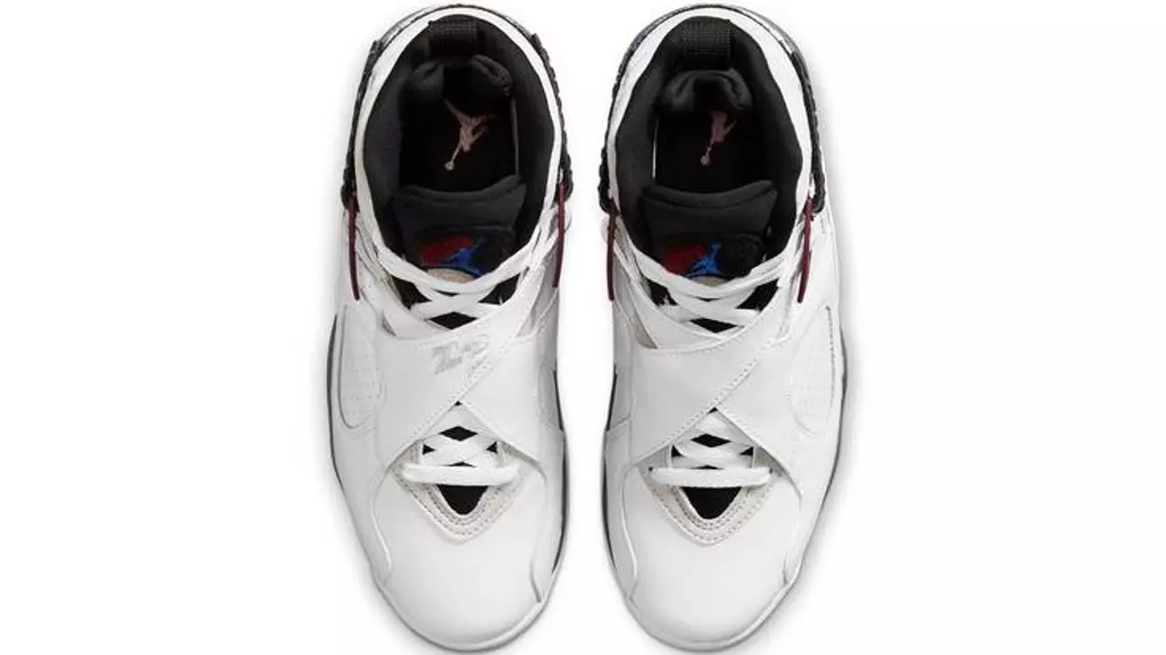 Air Jordan 8 Burgundy: 2020 tso tawm hnub, nqe thiab cov duab ntawm cov khau ntaub retro nrog cov ntsiab lus ntxiv