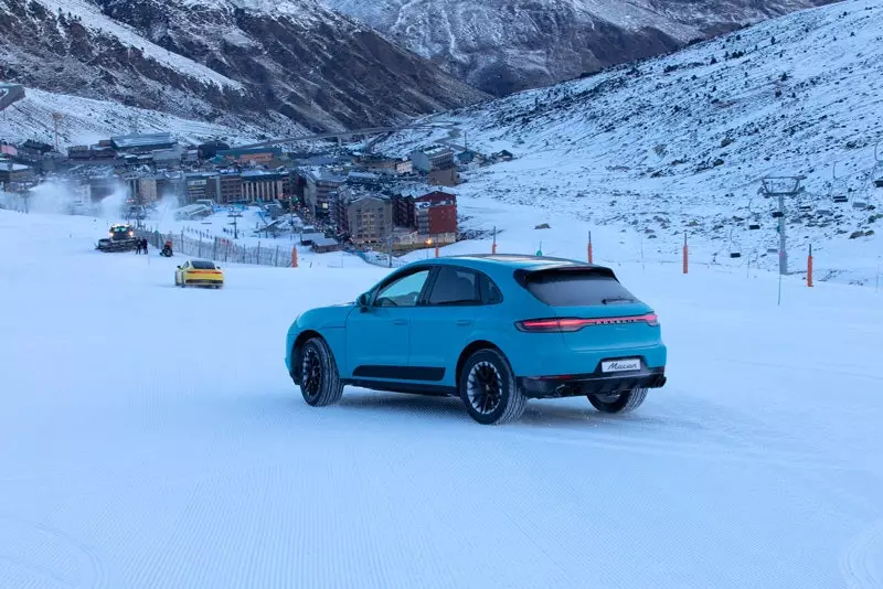 IPorsche Macan ilungele ukuqhuba kwikhephu