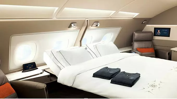 Singapore Airlines suite