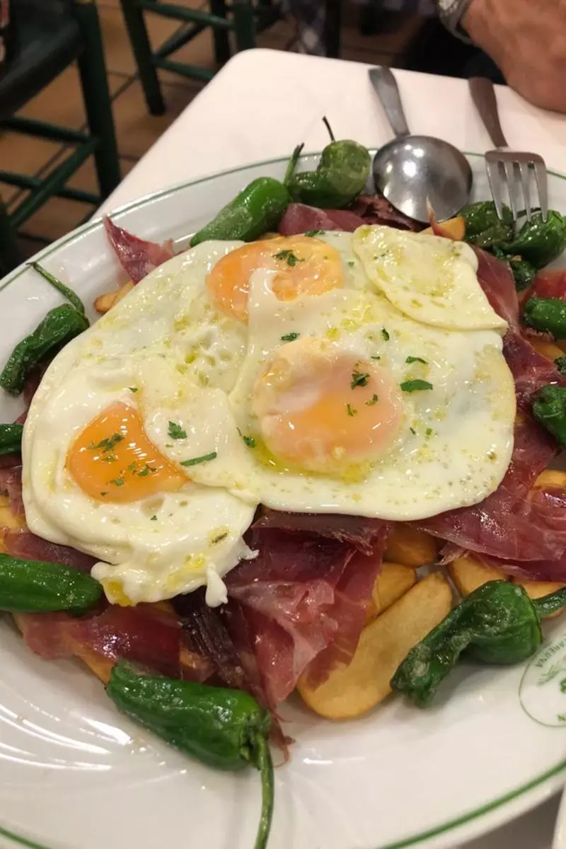 El Rincón de Jan apa yang harus dipesan jika Anda pergi ke food court goreng klasik?