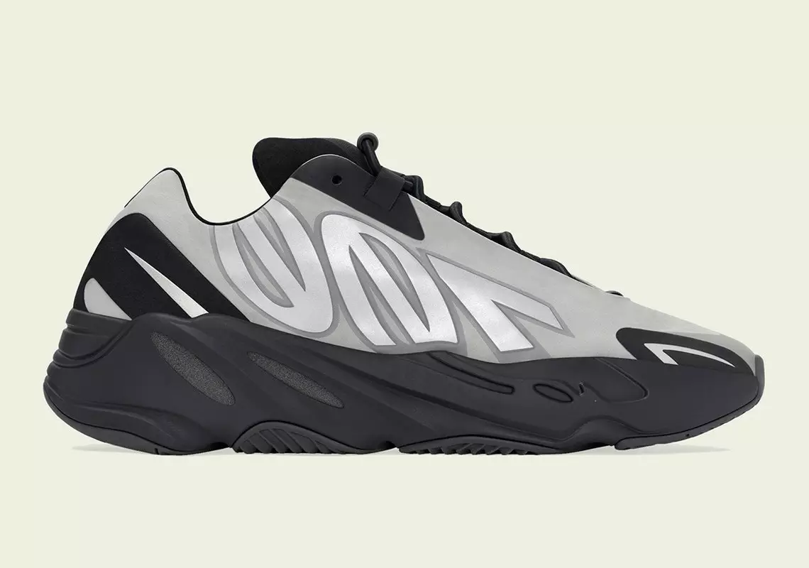 Adidas Yeezy Boost 700 Metallic - 2300-yilning Sten Smiti