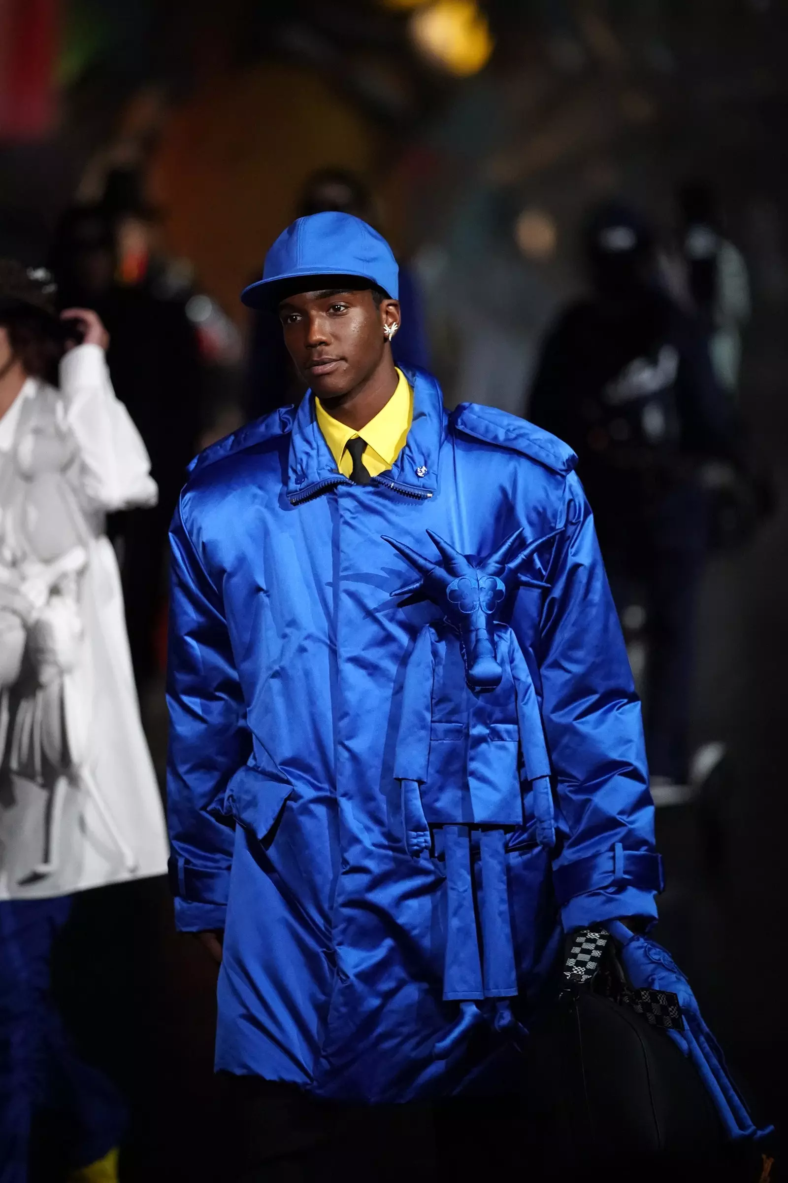 Desfile de Louis Vuitton primavera verán 2021 celebrado en Tokio.