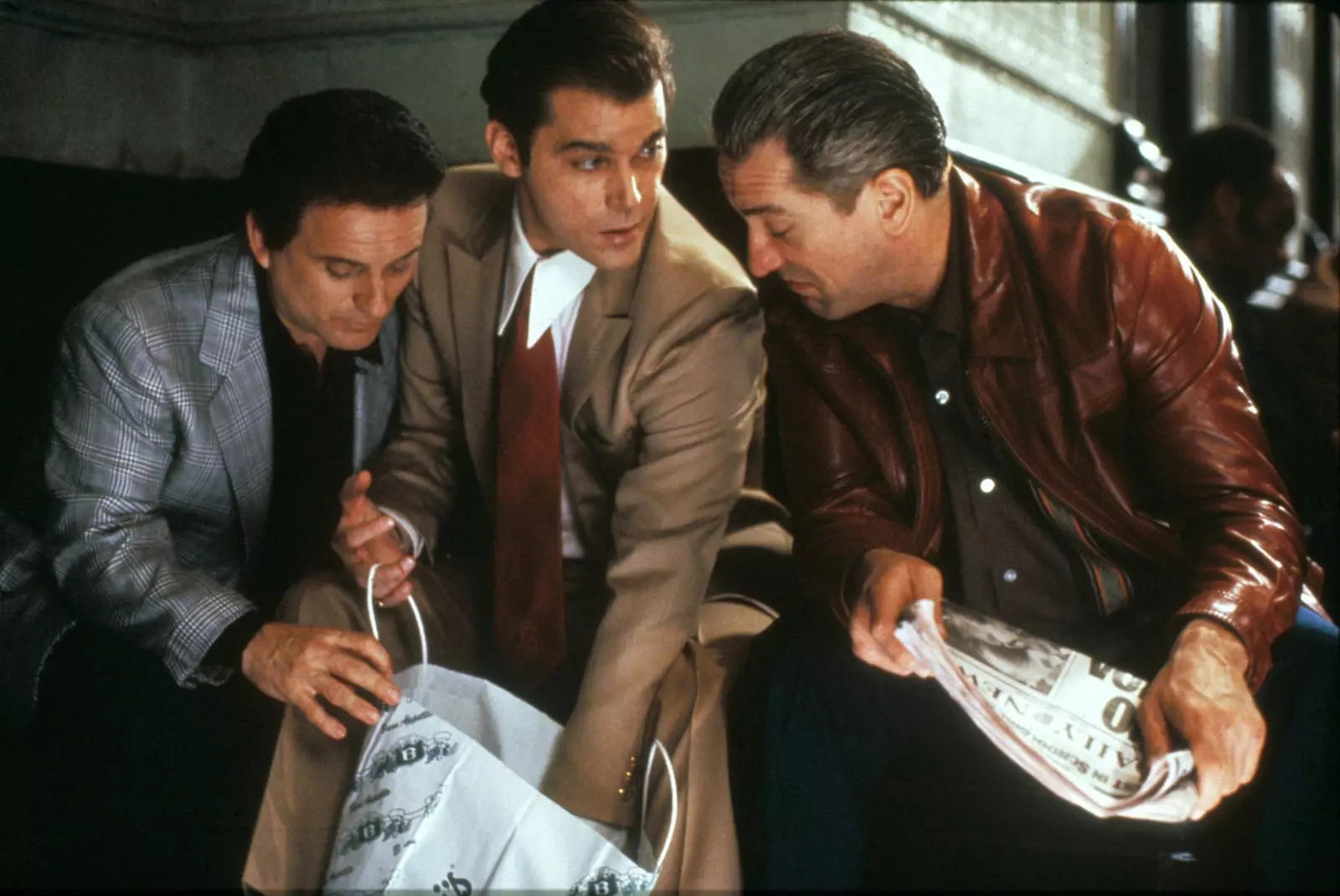 F6FJXD ESITAMISE KUUPÄEV 19. september 1990 FILMI PEALKIRI Goodfellas STUDIO CBS DIREKTOR Martin Scorsese PLOT Lugu...