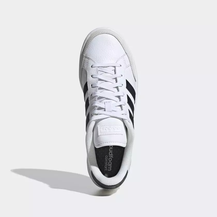 Luis Enrique's adidas sneakers fan 75 euro sille jo simmer reparearje