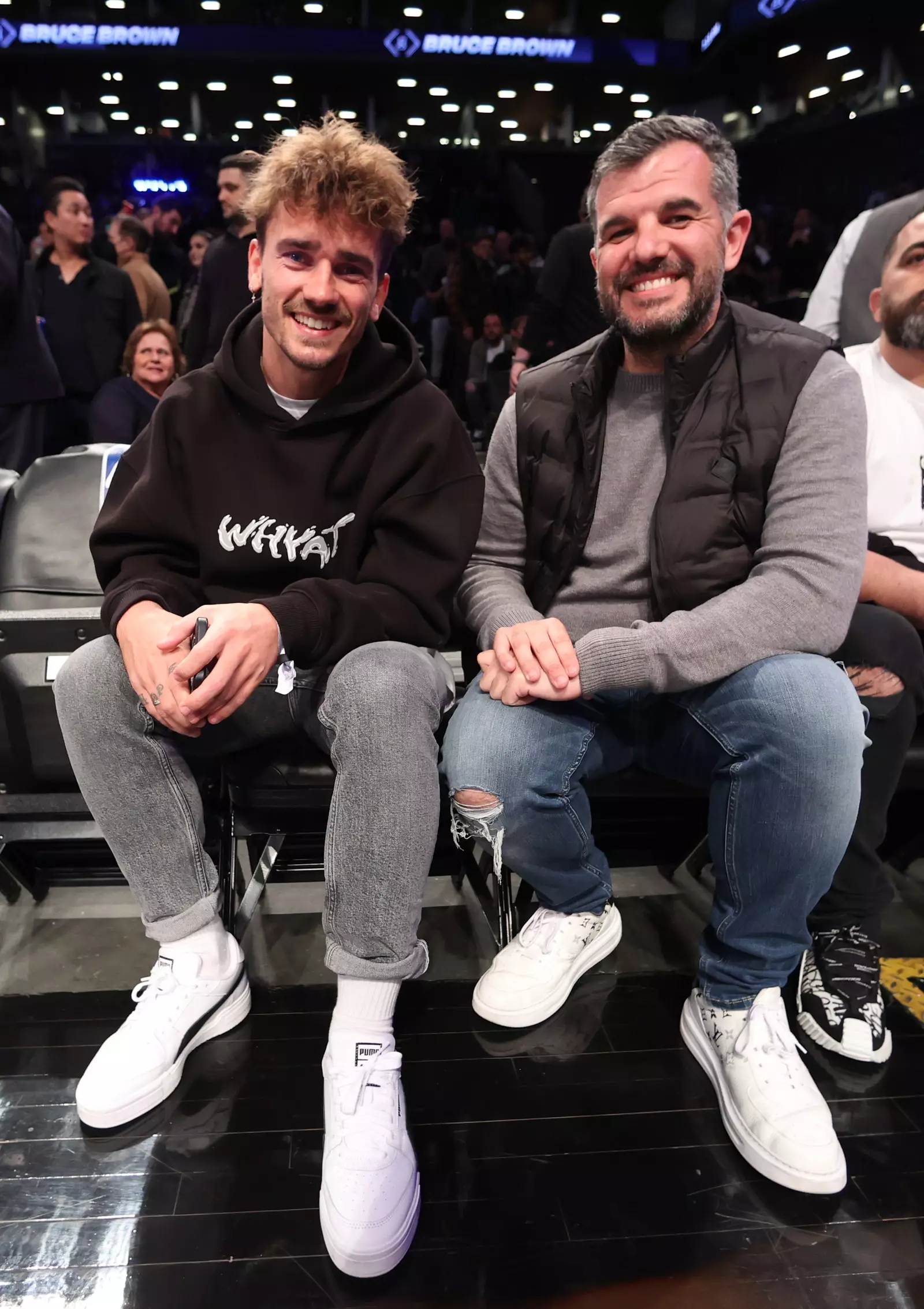 Antoine Griezmann în playoff-urile NBA din 23 aprilie trecut în timpul meciului Boston Celtics vs. Brooklyn Nets.