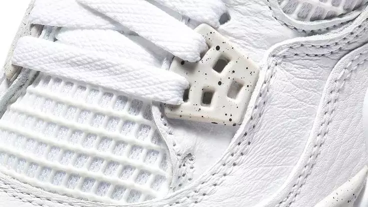 Air Jordan 4 White Oreo