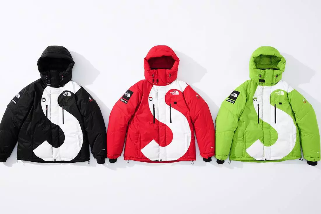 Supreme x The North Face