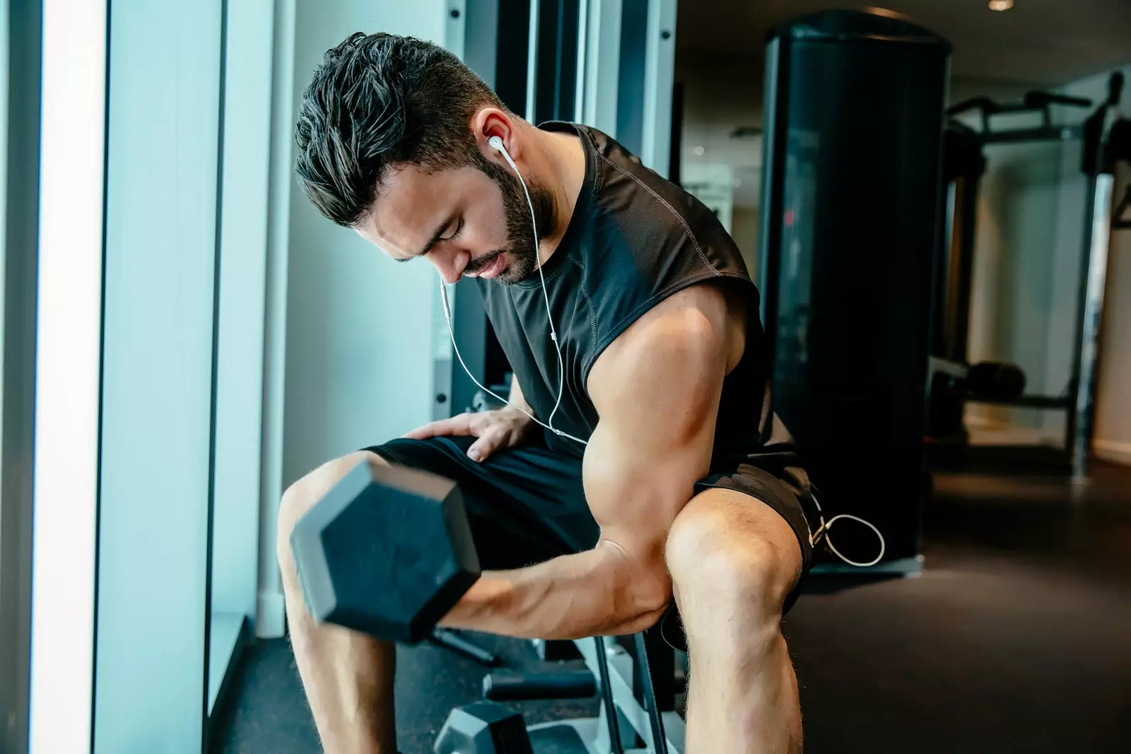 palestra di sollevamento pesi uomo