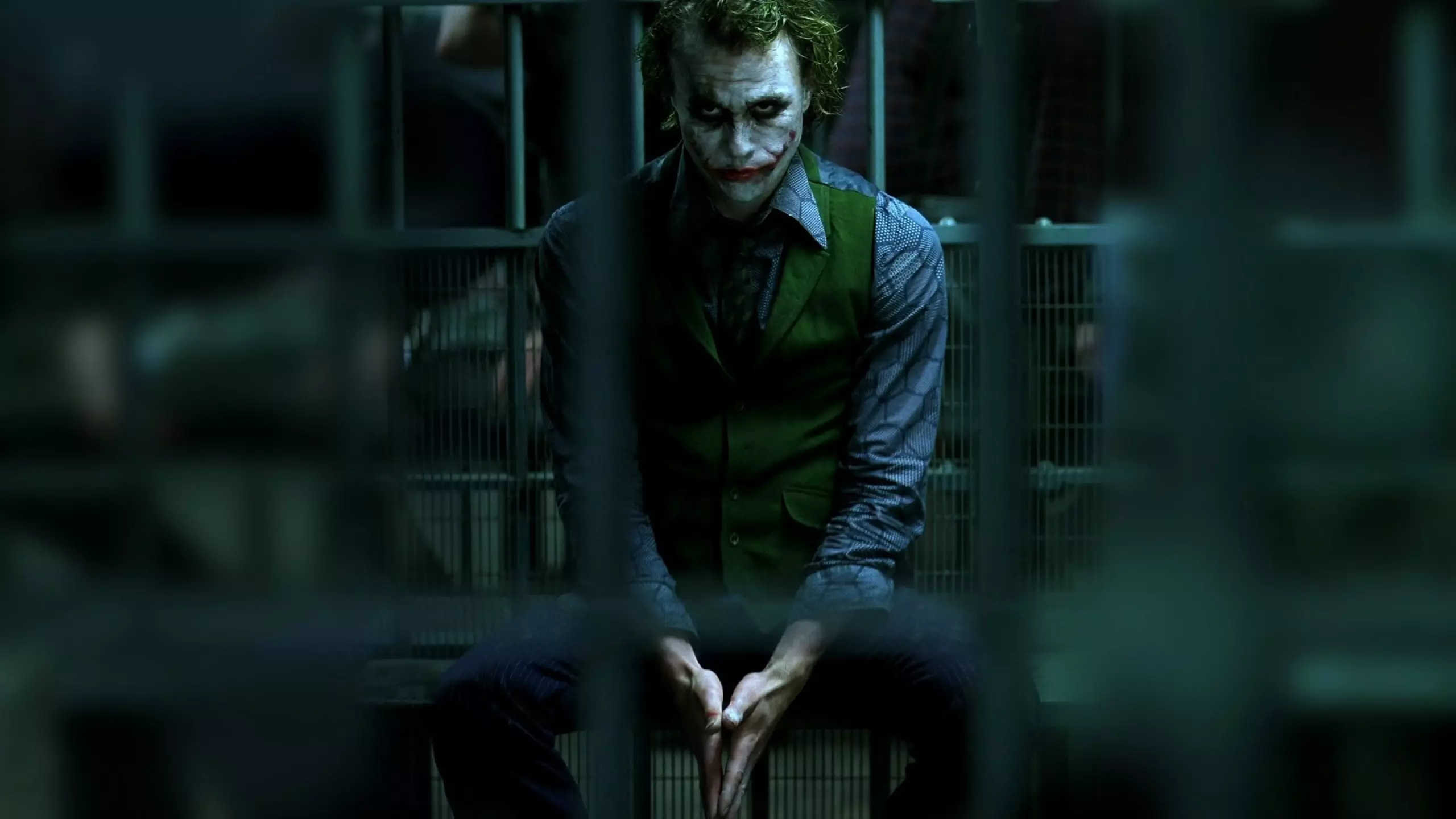 'Joker' có hai lần tưởng nhớ Heath Ledger mà không phải ai cũng được xem