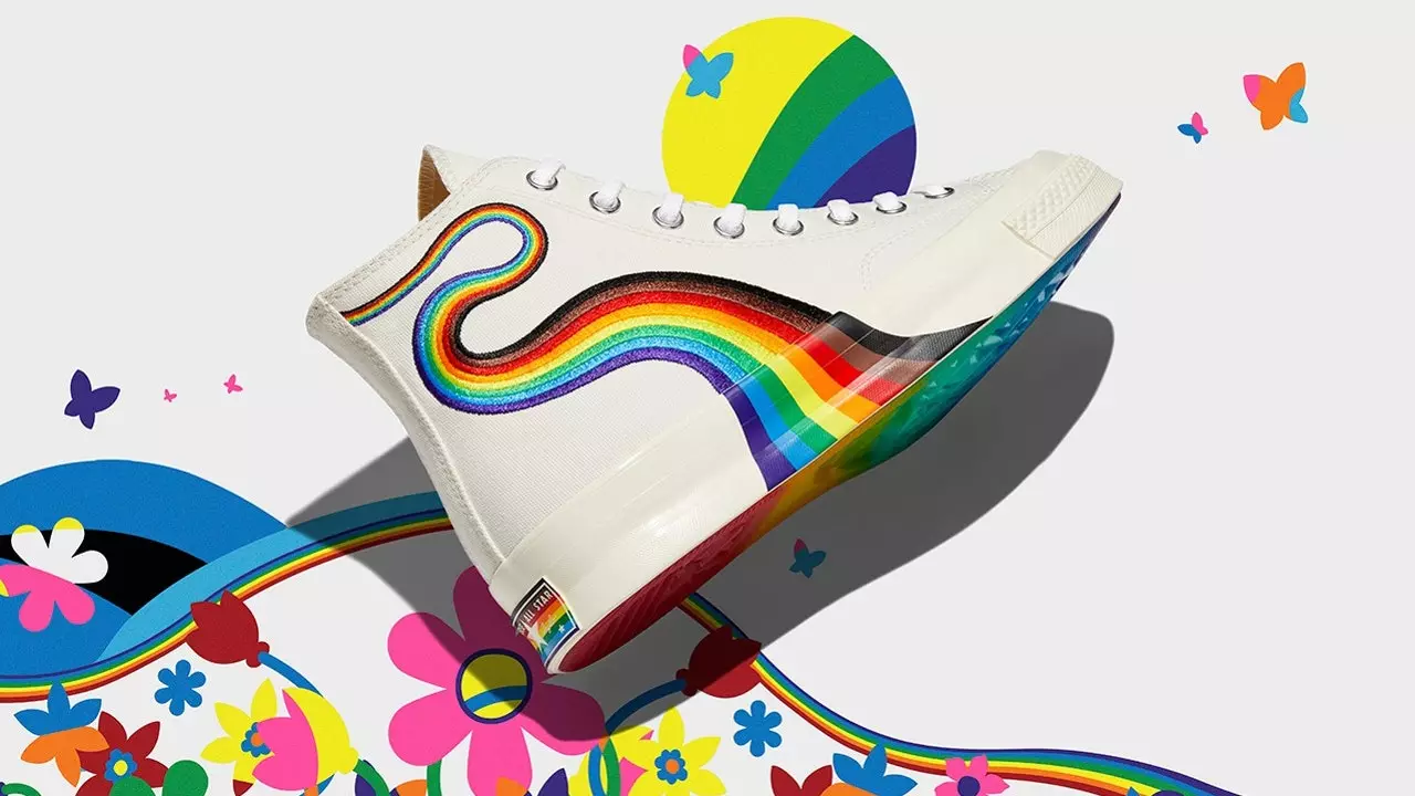 حذاء Pride Converse هو أكثر الأحذية الرياضية التي ستشاهدها على Instagram هذا الشهر