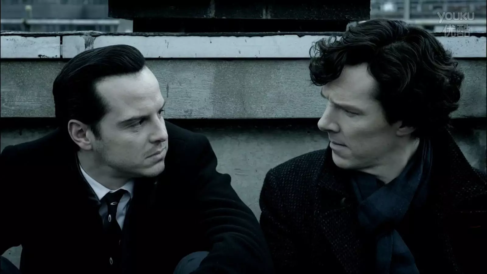 Girîngiya hebûna dijminên mîna Sherlock û Moriarty.