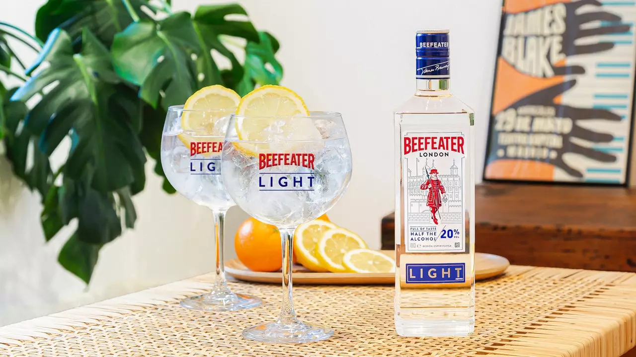 Warum der leichte Gin Tonic der perfekte Snack für die neue Normalität ist (Spoiler: er hat weniger Kalorien und weniger Alkohol)