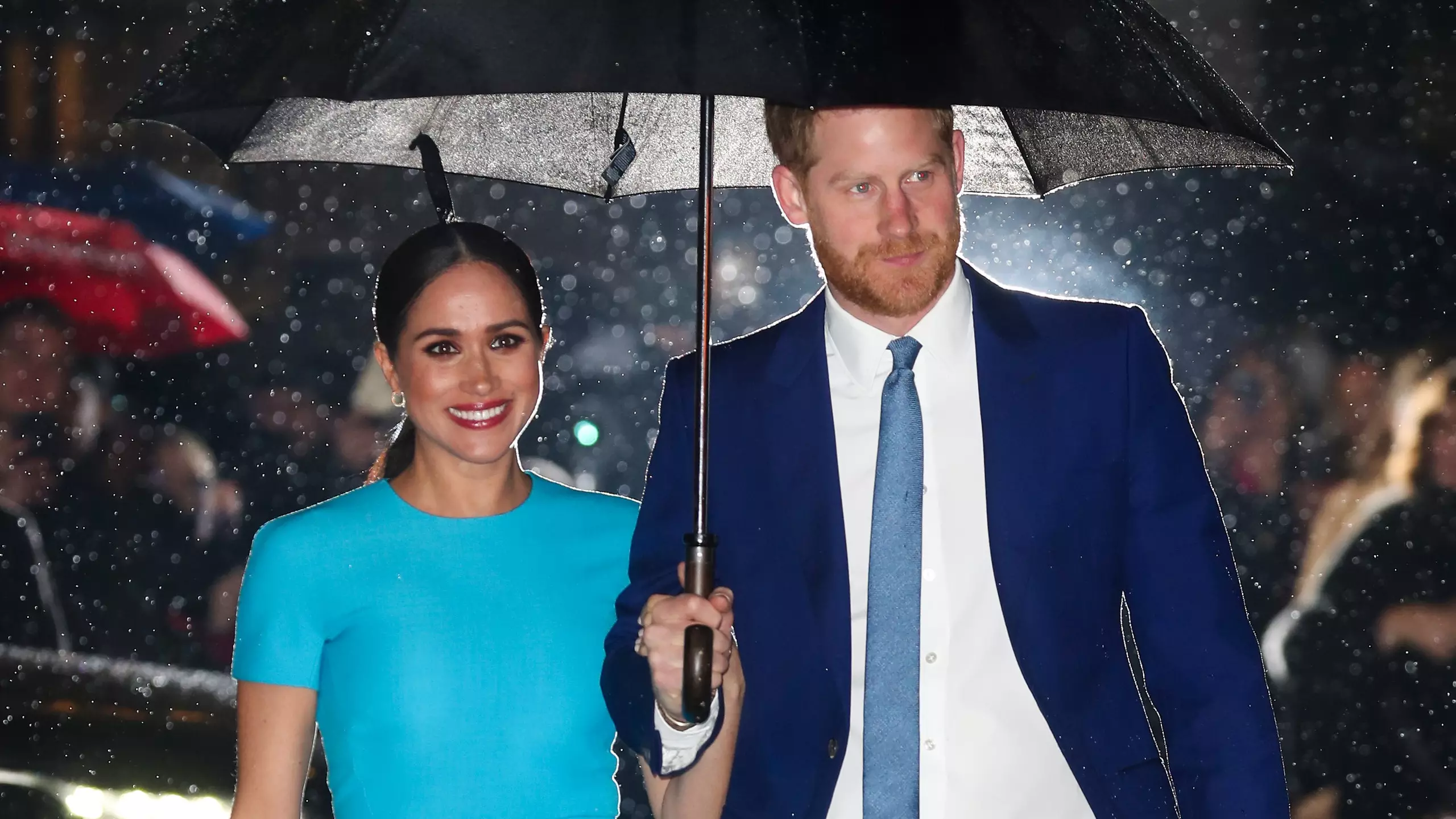 Harry와 Meghan Markle는 Oprah와의 인터뷰 후 어떤 일을 하고 얼마를 벌까요?