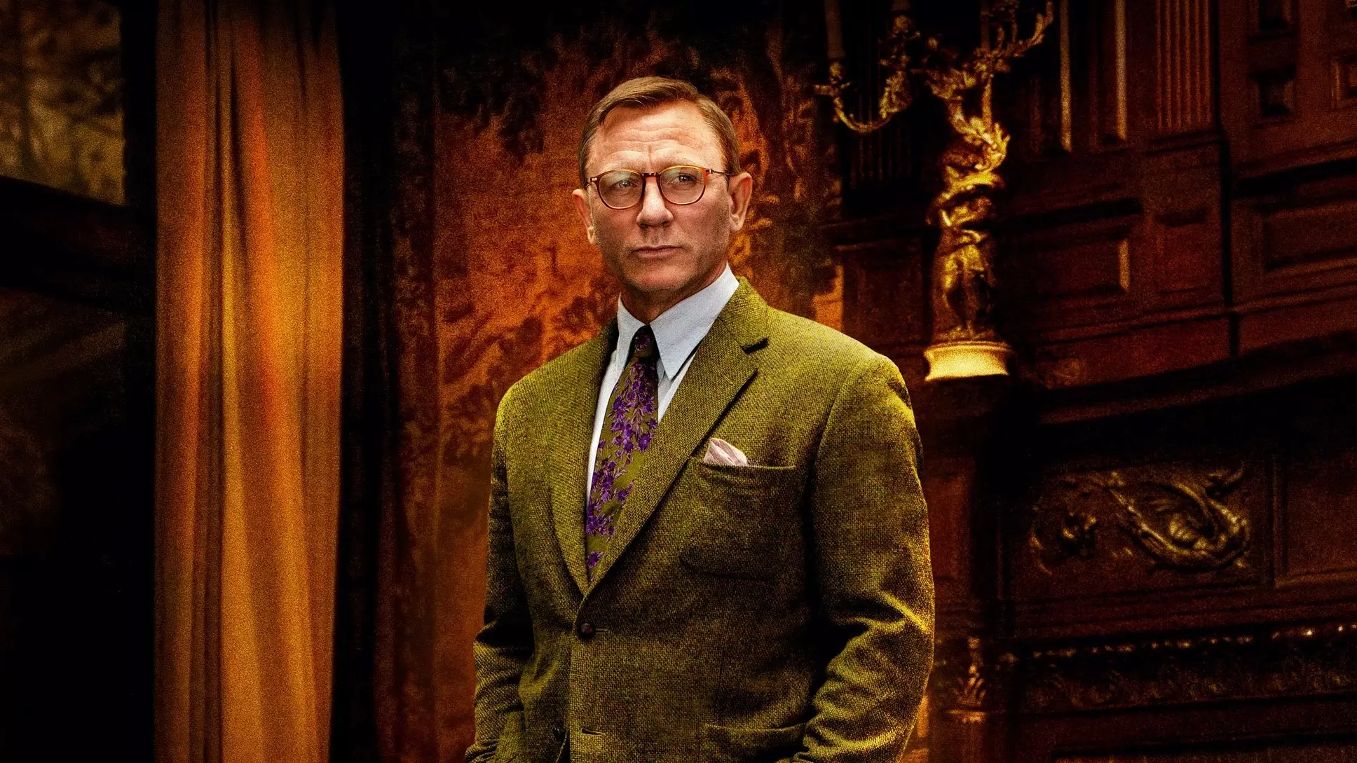 Daniel Craig และ Rian Johnson กำลังทำงานในภาคต่อของ 'Daggers in the Back'