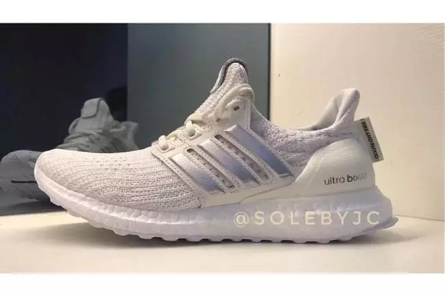 អាឌីដាស Ultraboost Targaryen