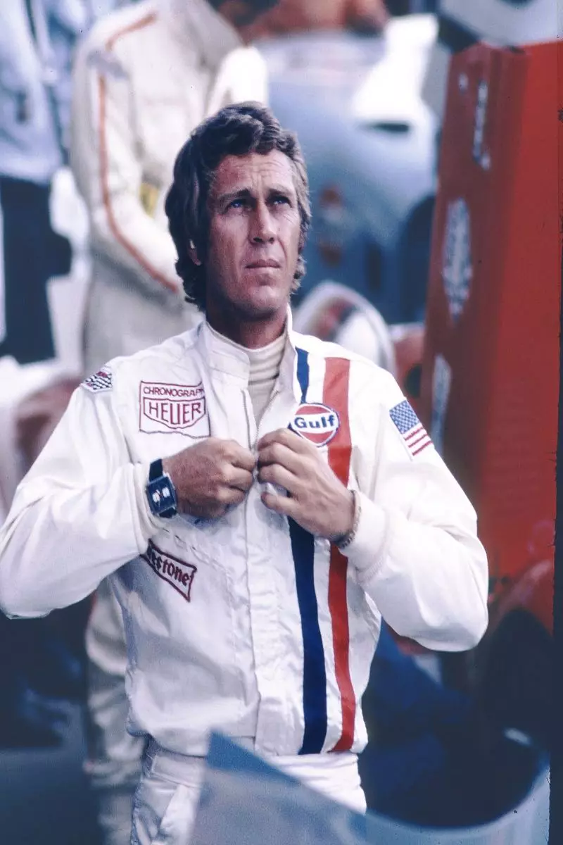 Steve McQueen Le Mansissa Heuer Monaco ranteessa.