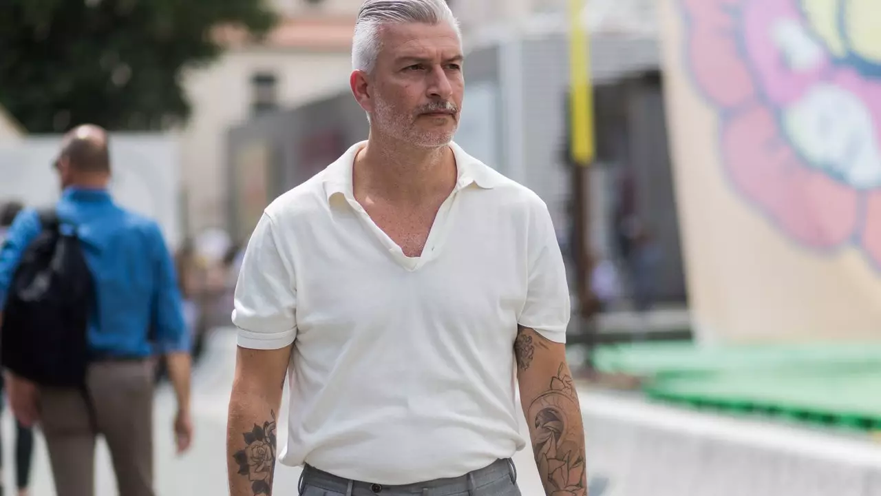 Modernais trikotāžas polo krekls 2022. gadā maksā tikai 25 eiro