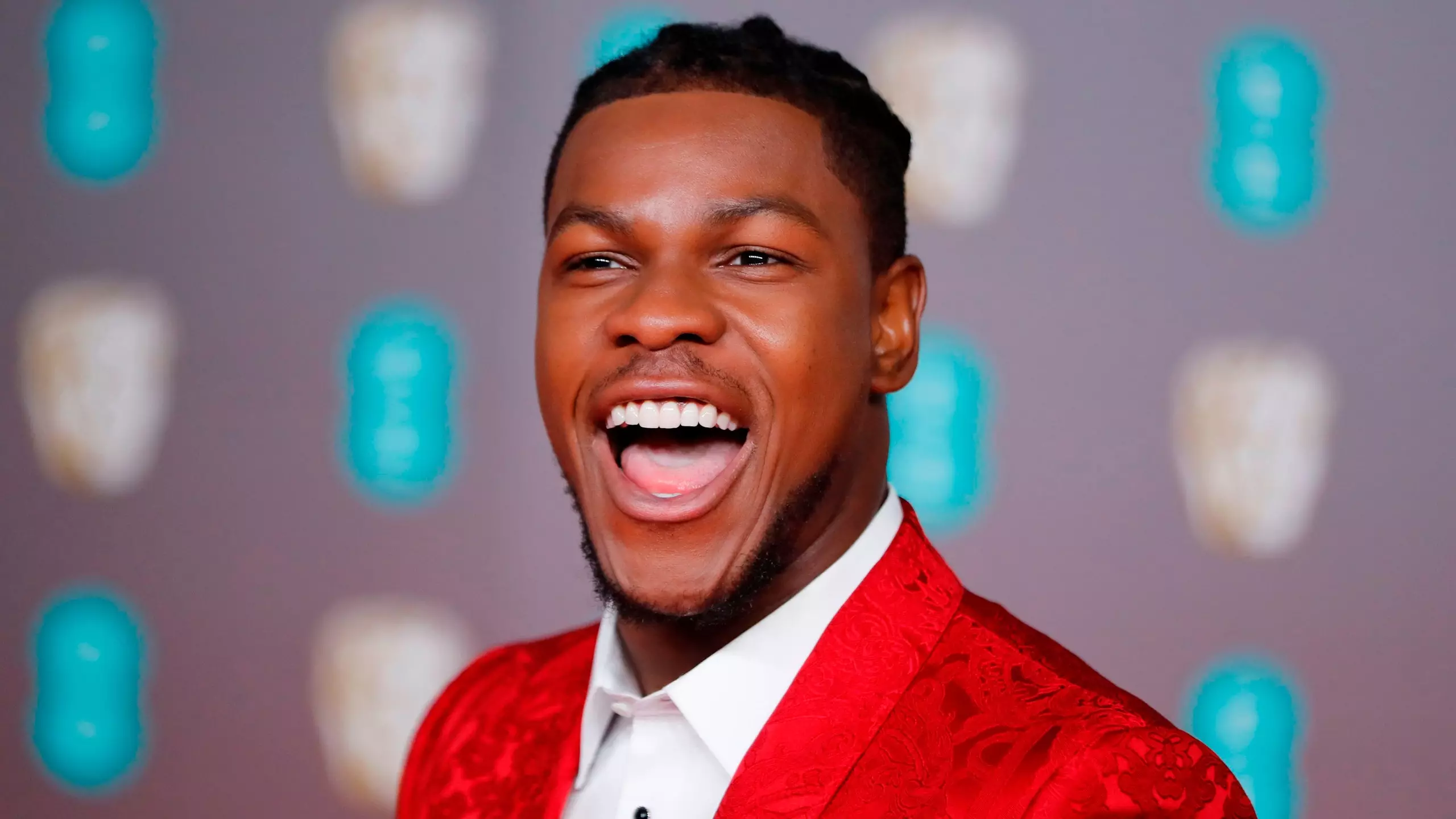 john boyega gradaim rogha léirmheastóirí louis vuitton