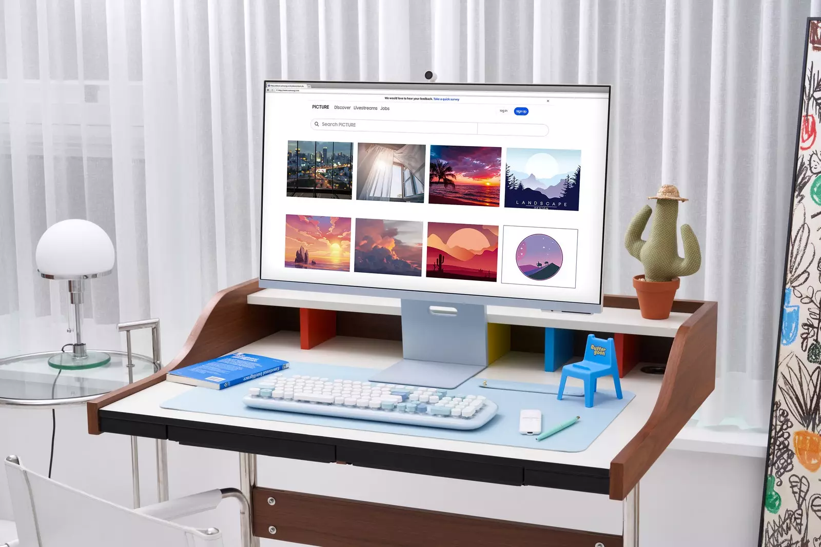 Samsung Smart Monitor M8 සන්නාමයේ රූපවාහිනි යන්ත්‍රවල සියලු මායාවන් ඇති මොනිටරයයි