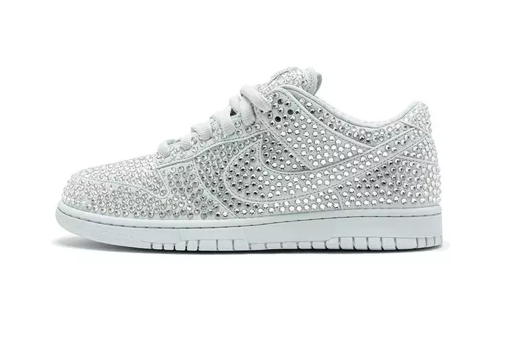 ตลาดนัดโรงงาน Nike Dunk Low Cactus