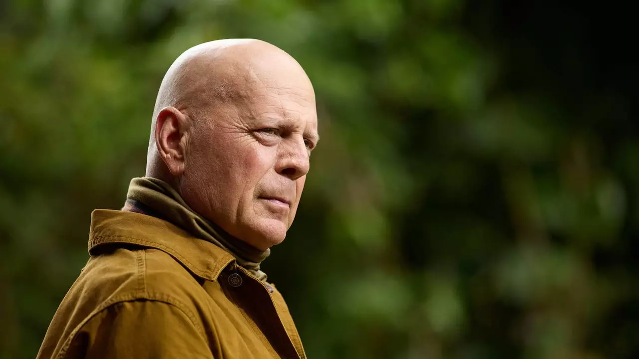 Wat de hel is der mis mei Bruce Willis en wêrom is hy sa'n grap wurden foar de Razzies?