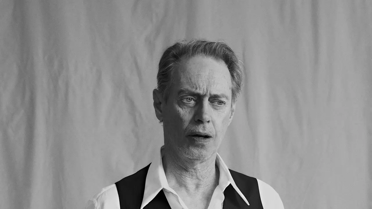 Das GQ-Interview mit Steve Buscemi, in dem er über sein Leben als Feuerwehrmann, seine Rolle in Boardwalk Empire und seinen Umgang mit dem schlimmsten Drama seines Lebens spricht