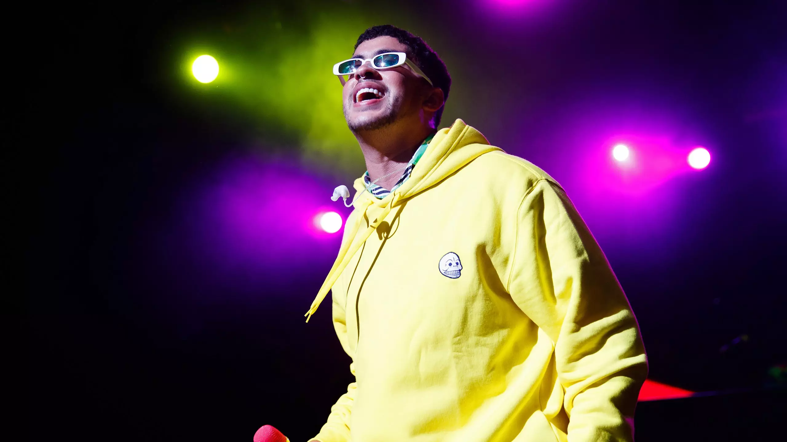 LONDON ENGLAND AUGUST 04 Bad Bunny performes live a l'estadi a O2 Forum Kentish Town on August 4 2018 a London England.