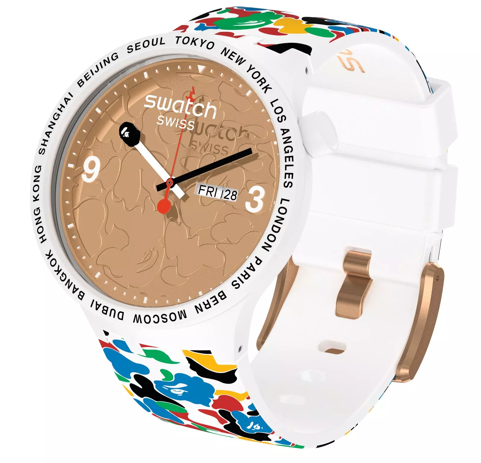 Swatch x BAPE 2020 قول سائىتى ۋە كوچا كىيىملىرىنى ئەڭ ياخشى بىرىكتۈرگەن توپلامنى قايتۇرىدۇ