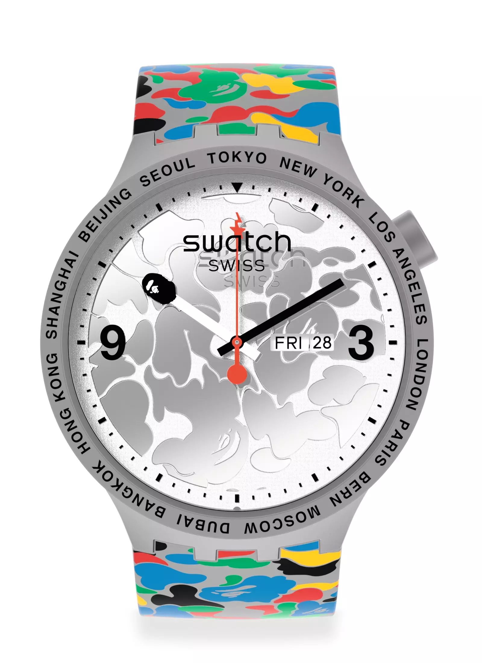 Swatch x BAPE 2020 قول سائىتى ۋە كوچا كىيىملىرىنى ئەڭ ياخشى بىرىكتۈرگەن توپلامنى قايتۇرىدۇ