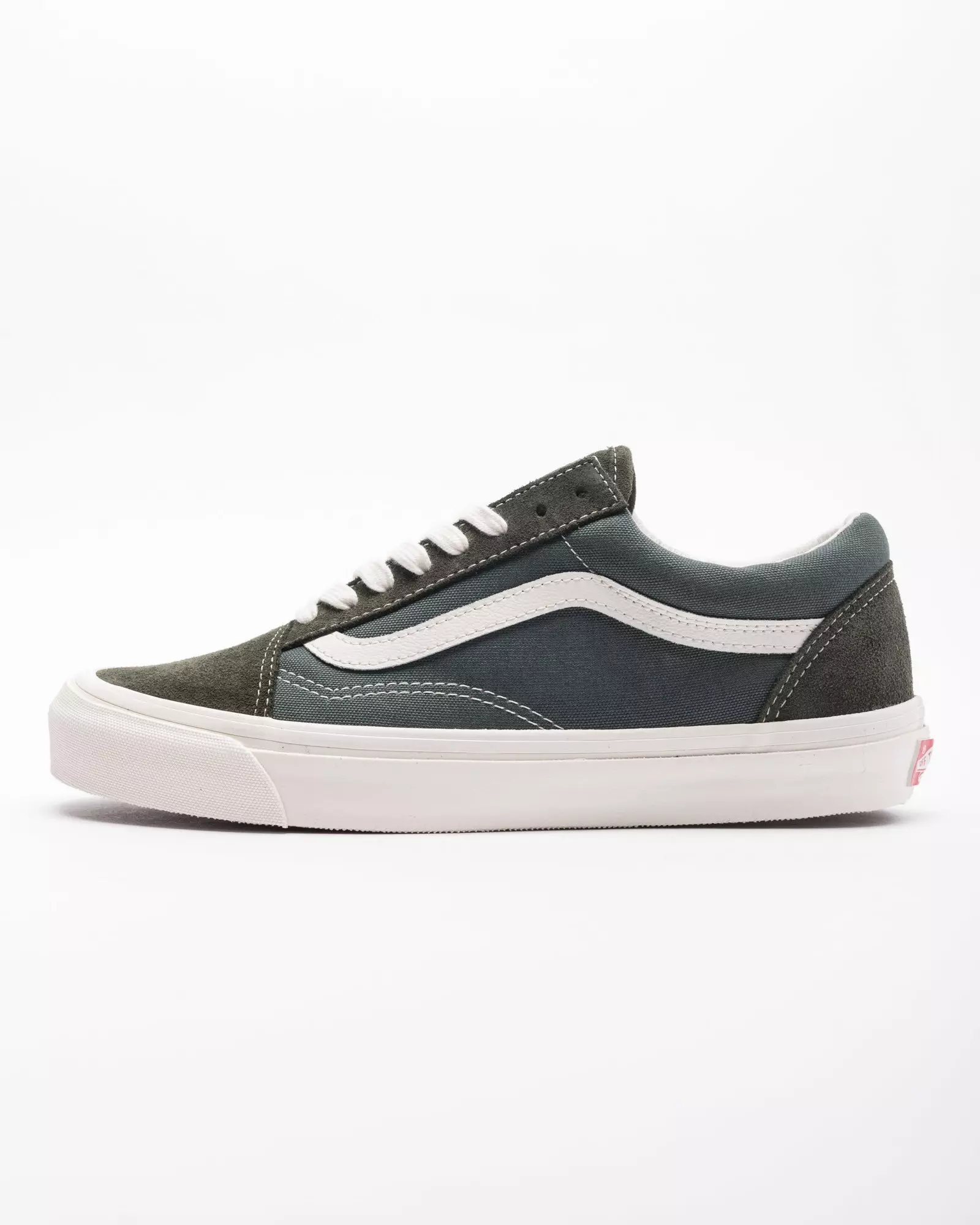 Vans za Vault