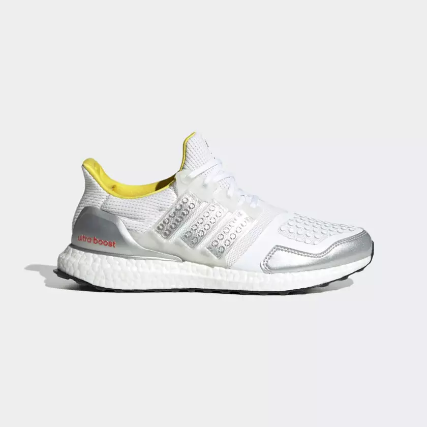 adidas Ultraboost DNA X 레고 플레이트