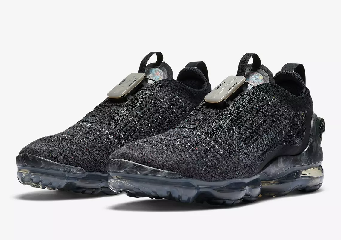 చరిత్రలో అత్యంత సౌకర్యవంతమైన Nike Vapormax స్నీకర్లు, అత్యంత విలాసవంతమైన ప్రాడా x అడిడాస్, అత్యంత సొగసైనవి మరియు...