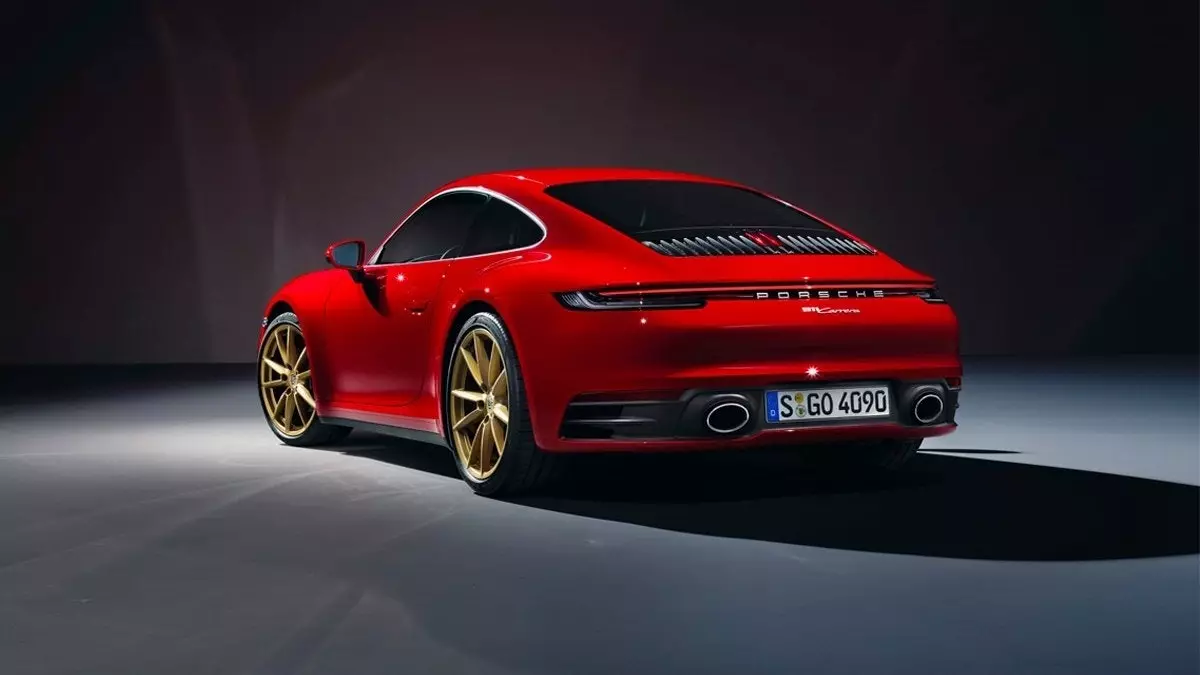 I-Porsche 911 Carrera entsha ka-2020 izoba ethengekayo kakhulu emlandweni