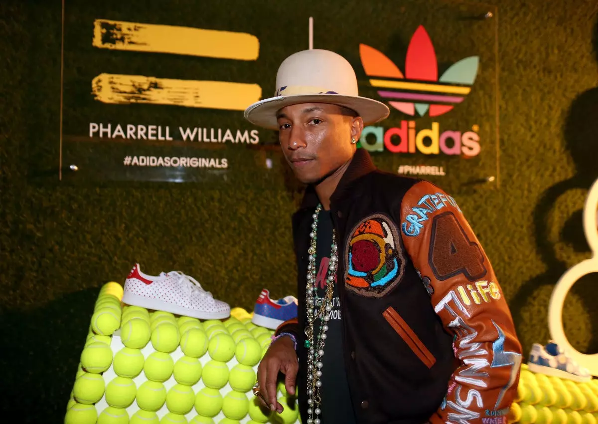 Ole Adidas x Pharrell x Chanel e fa'atau atu ile Novema 21.