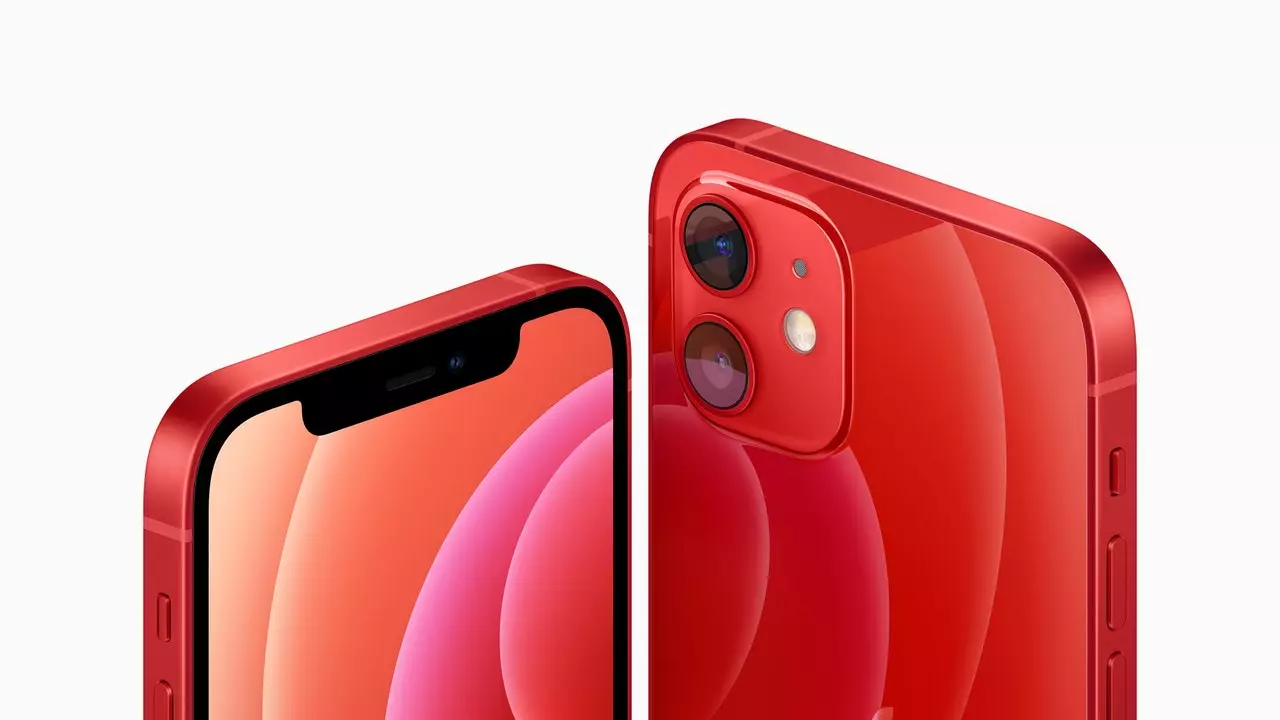 Analiżi tal-iPhone 12 Mini: it-8 dettalji li jagħmluh ġgant li joqgħod f'idejk (u l-uniku iżda)