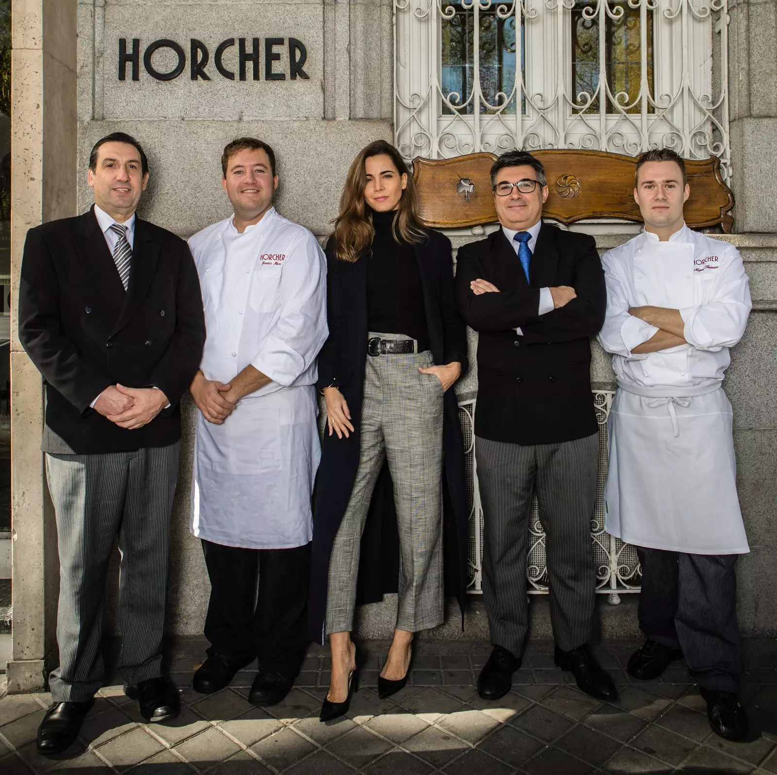 Elizabeth Horcher en het restaurantteam.