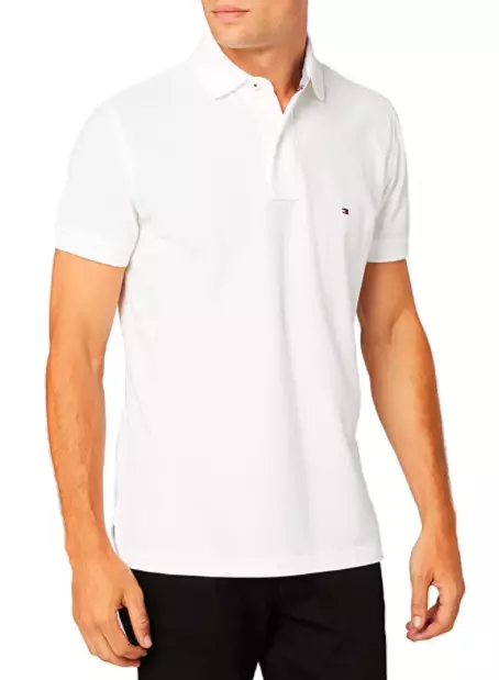 Ang puting polo shirt ay ang uniporme ng tag-init, ito ang 8 mga modelo na dapat mayroon ka sa iyong wardrobe