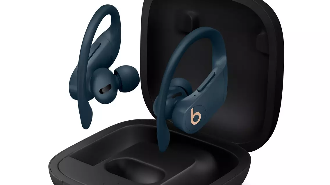 Powerbeats Pro adalah salah satu headphone Apple terbaik
